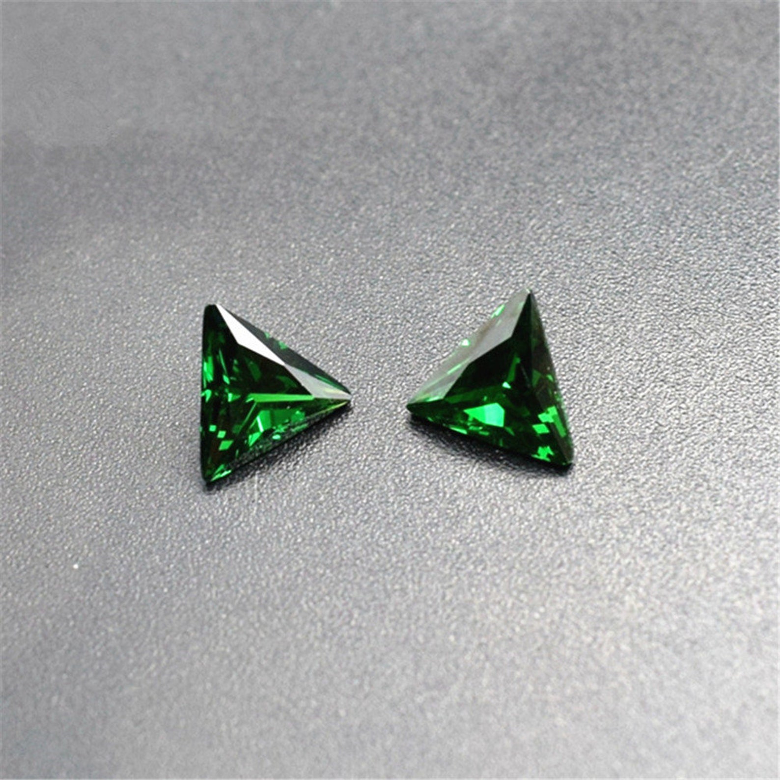 Emerald Triangle Faceted Medium Green Emerald Gem Multiple - Etsy