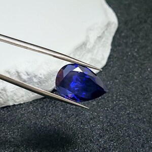 Sapphire Pear Shaped Faceted Gemstone Teardrop Cut Sapphire Gem ...