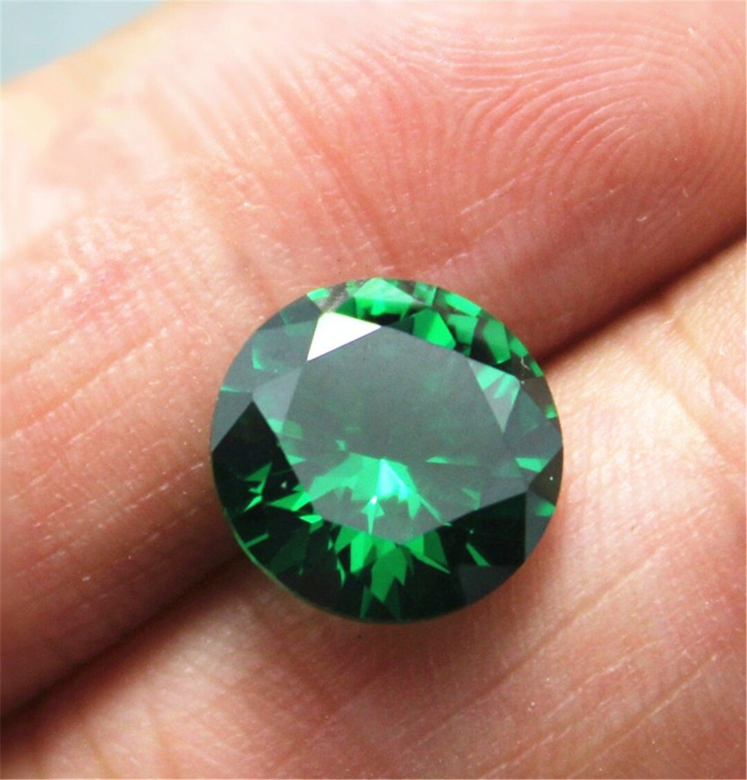 Emerald Round Faceted Gemstone Brilliant Cut Medium Green Emerald Gem ...