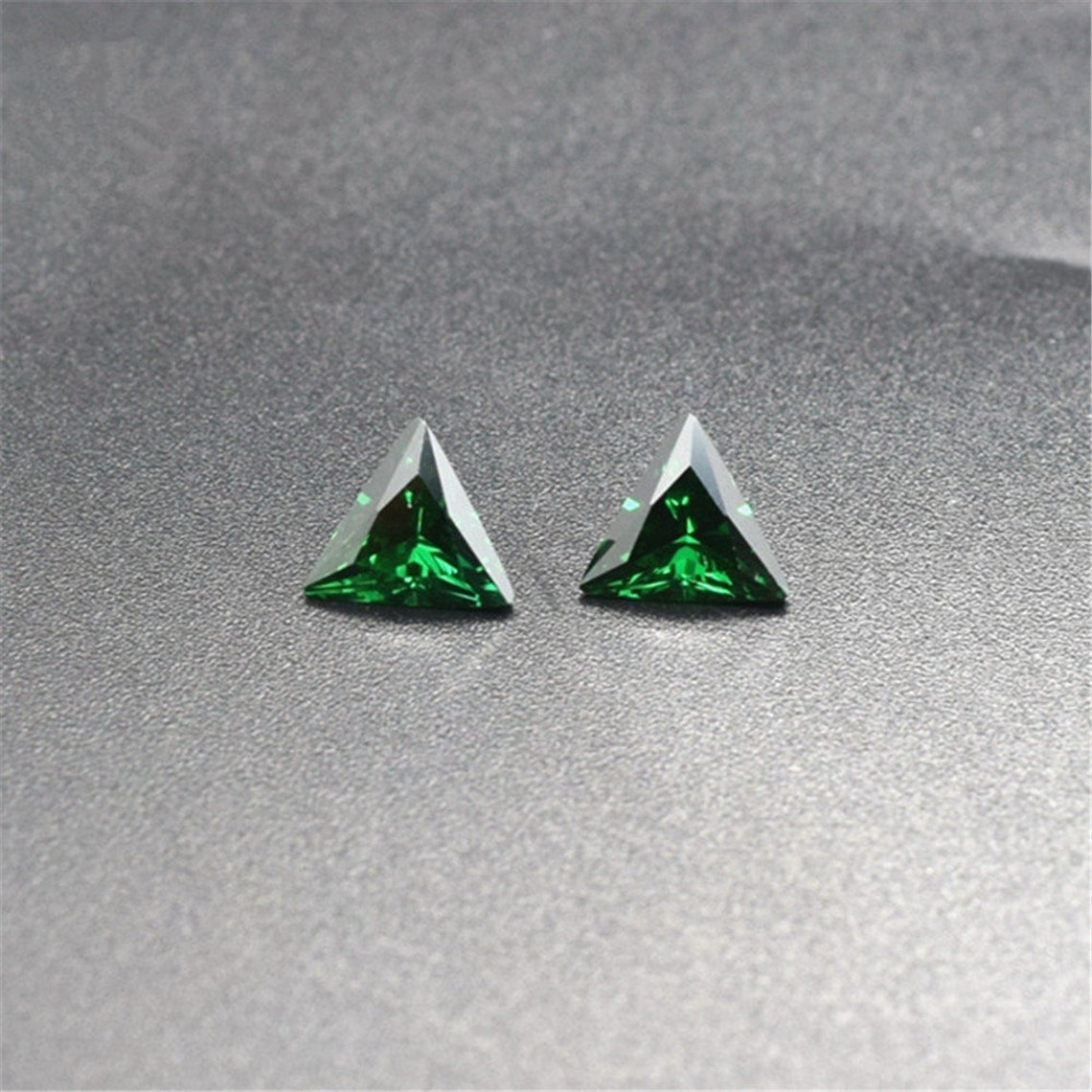 Emerald Triangle Faceted Medium Green Emerald Gem Multiple - Etsy