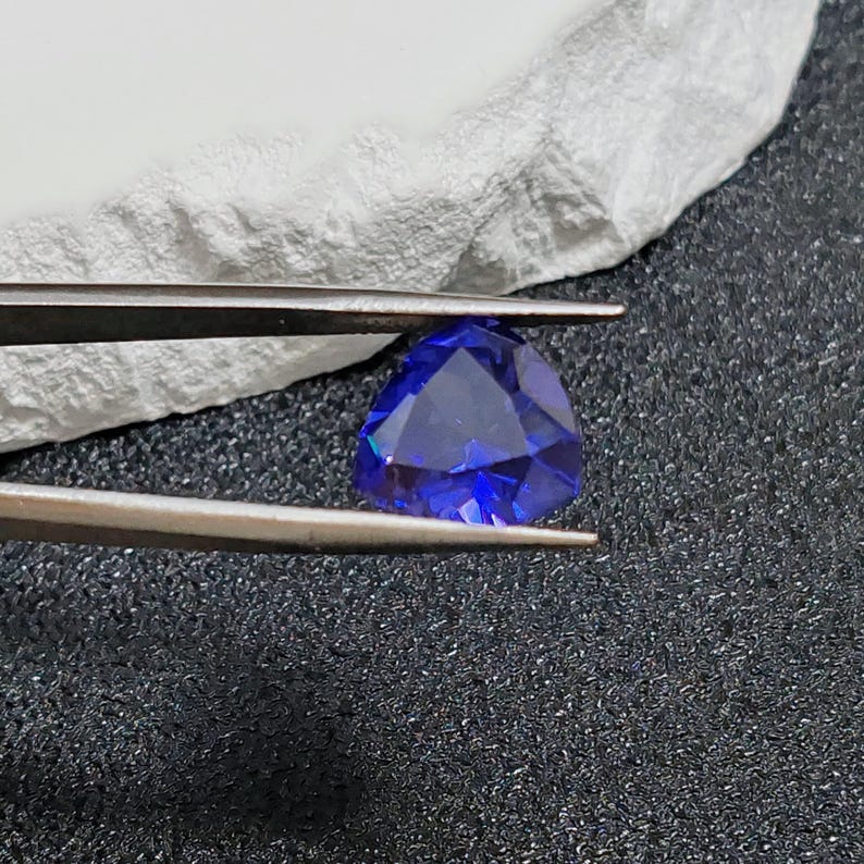Sapphire Trillion Faceted Gemstone Trilliant Cut Sapphire Gem Multiple ...