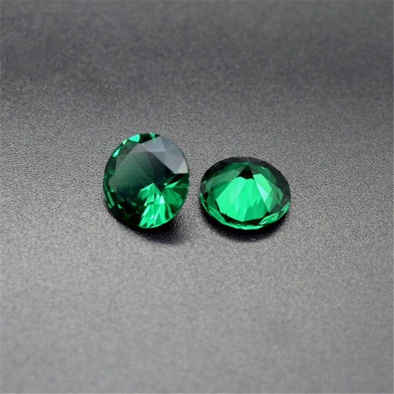 Emerald Round Faceted Gemstone Brilliant Cut Rich Green - Etsy