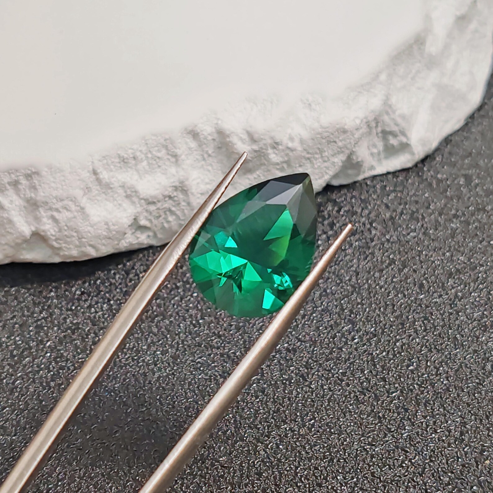 Emerald Pear Shaped Faceted Gemstone Teardrop Cut Emerald Gem Rich ...