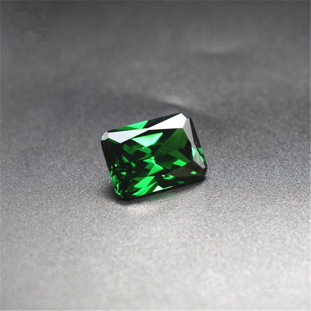 Emerald Rectangle Faceted Gemstone Radiant Cut Medium Green Emerald Gem ...
