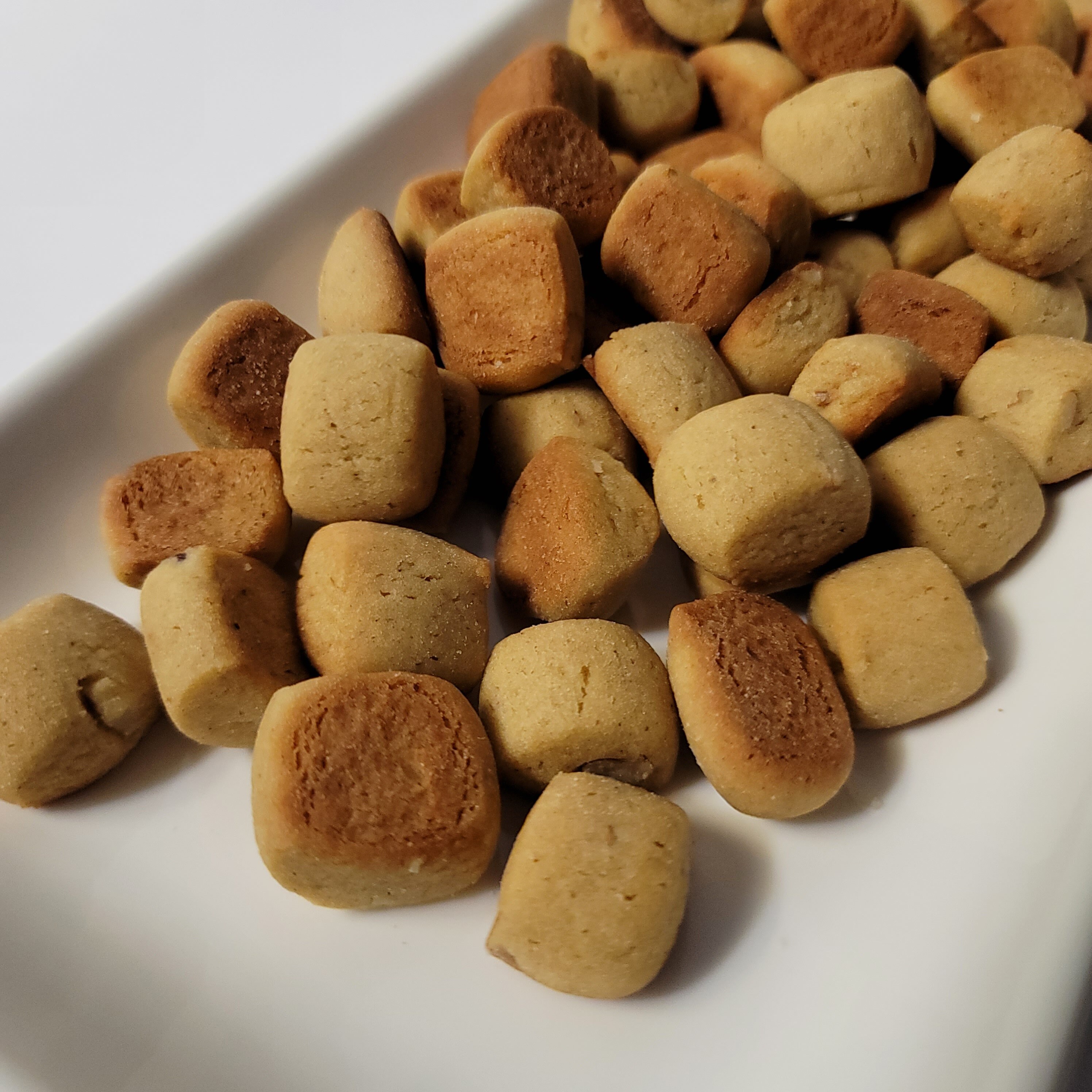 Kansas Peppernuts (papenate) Mennonite Christmas Cookies With Pecans ...