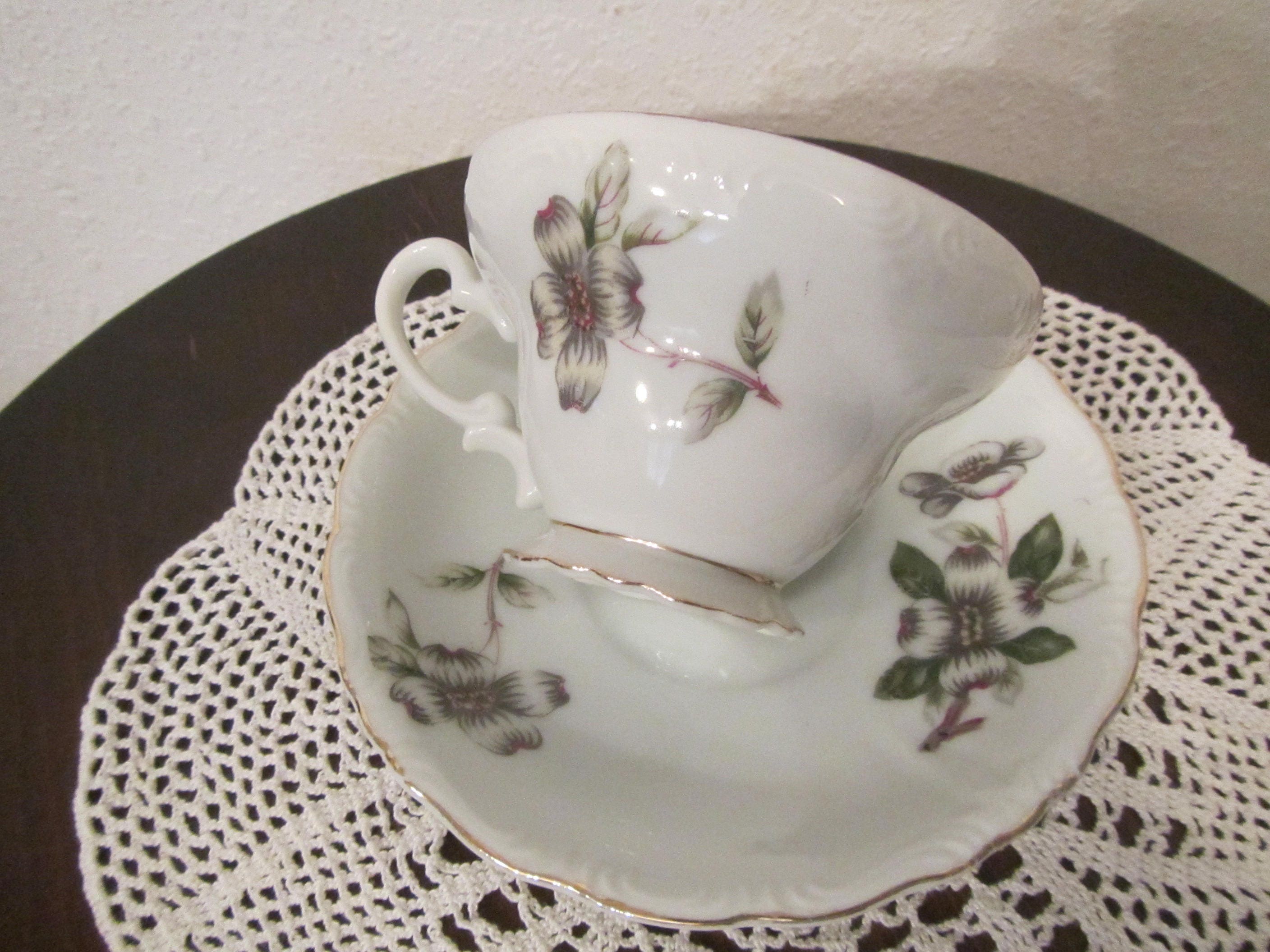 China Tea Cup and Saucer , Floral Pattern , Made in Japan C-5 - Etsy