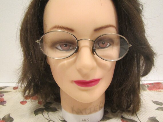 Vintage Pair Of Wire Rim Prescription Eye Glasses M Gem