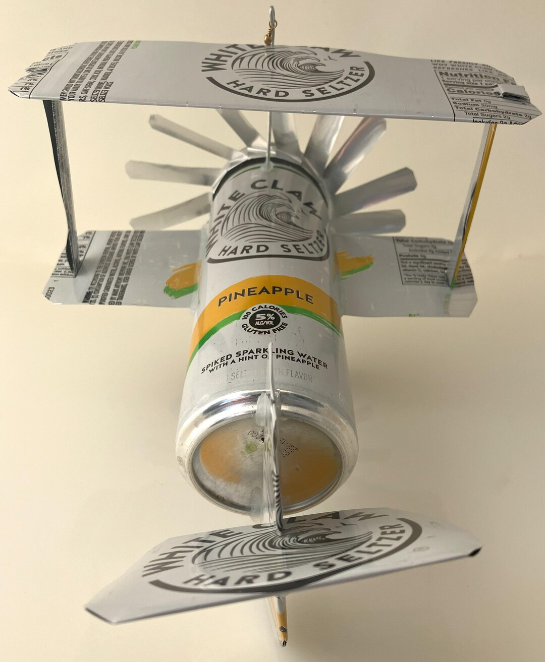 Airplane Whirl-a-gig Made From White Claw Pineapple Cans - Etsy