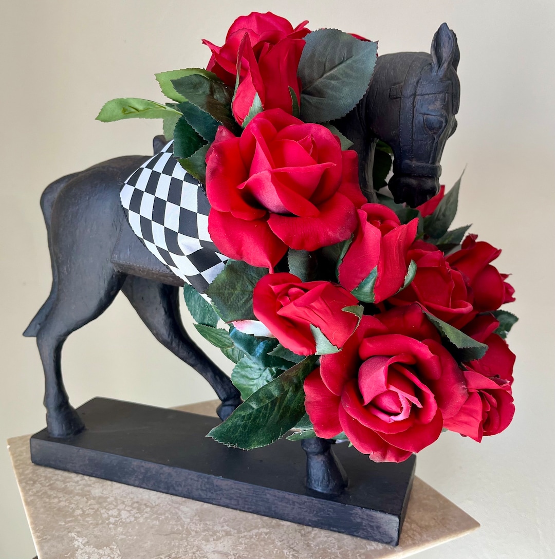 KENTUCKY DERBY DAY Traditional Horse/red Rose Centerpiece Decoration - Etsy
