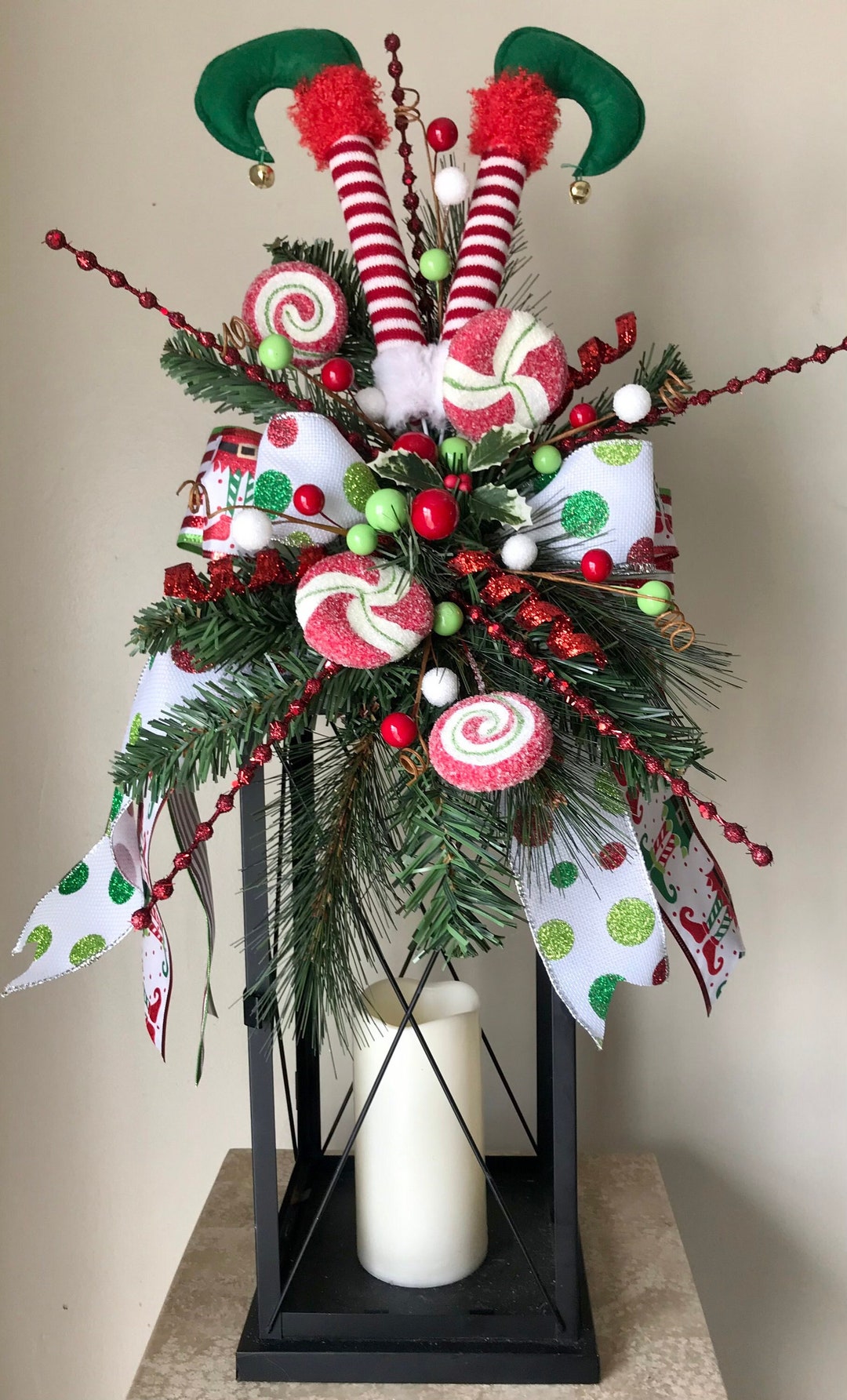 SANTA'S LITTLE HELPER (green) - Decorative Whimsical Christmas Elf ...