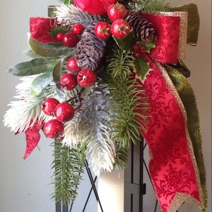 CARDINAL DELIGHTS - Christmas Winter Holiday Lantern Swag Decoration - Etsy
