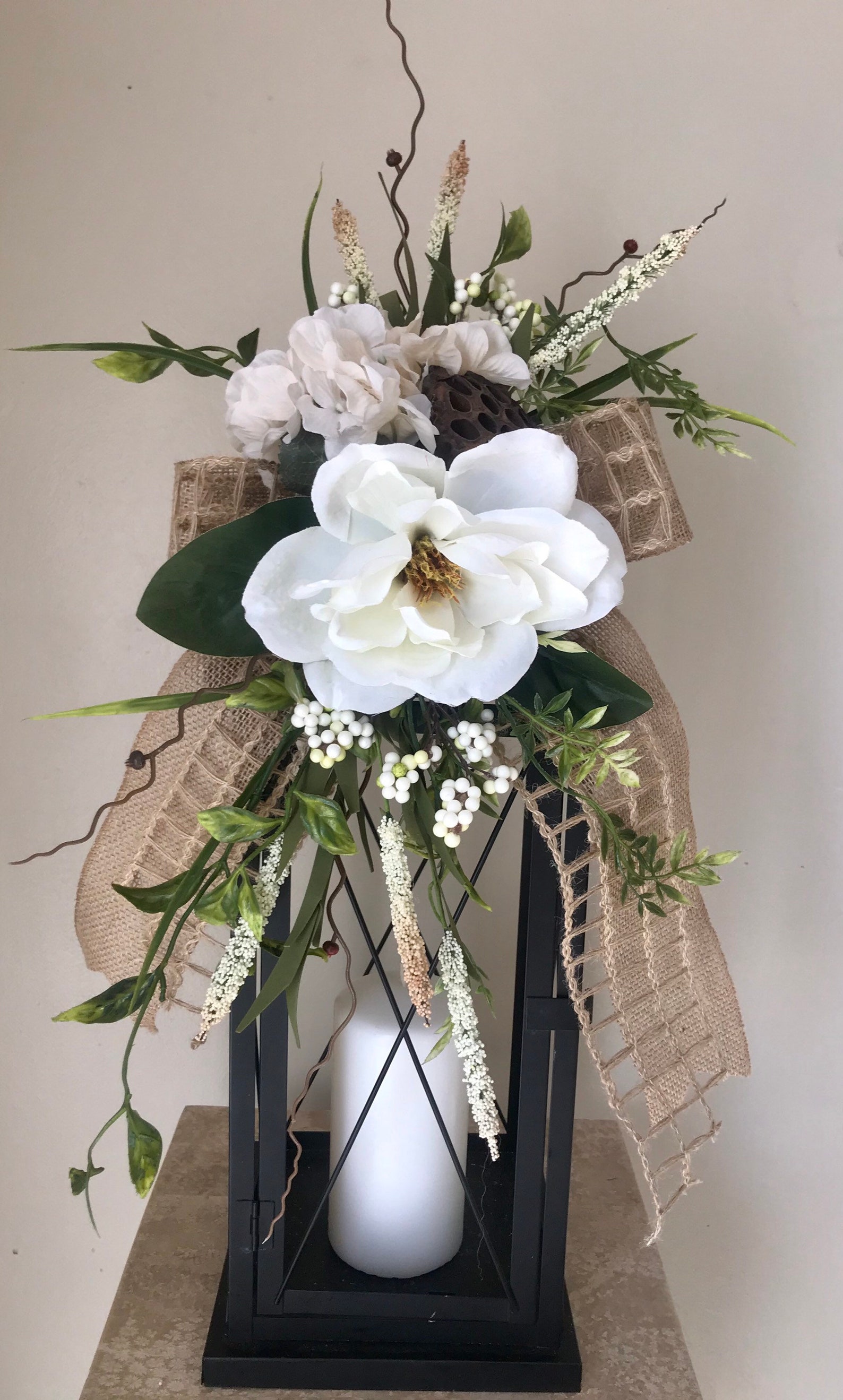 MAGNOLIA FARMHOUSE (burlap) - Decorative Farmhouse Lantern Swag ...