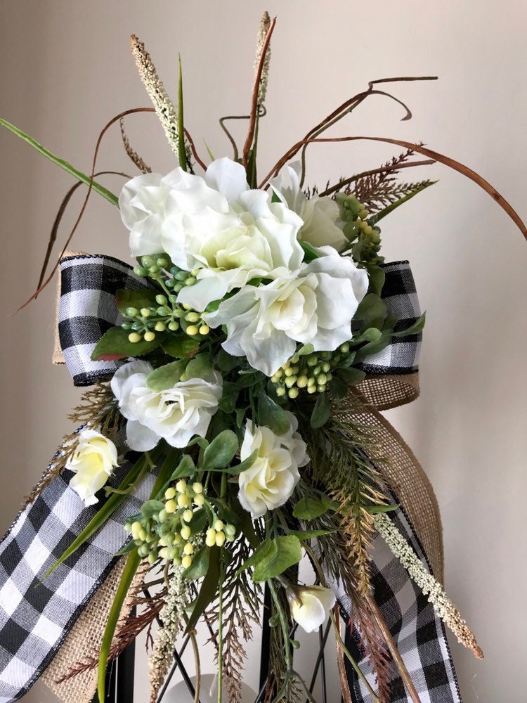 COUNTRY GARDEN black & White Buffalo Plaid decorative | Etsy