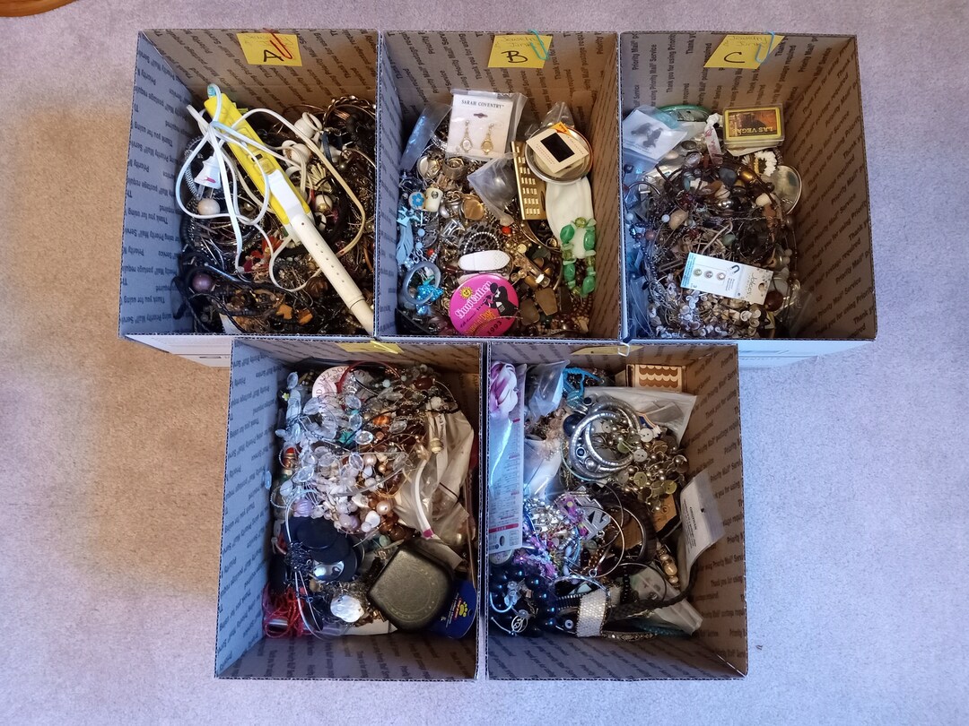 Jewelry & Junk Drawer Mixed Box Lots Broken and Wearable Vintage Craft ...