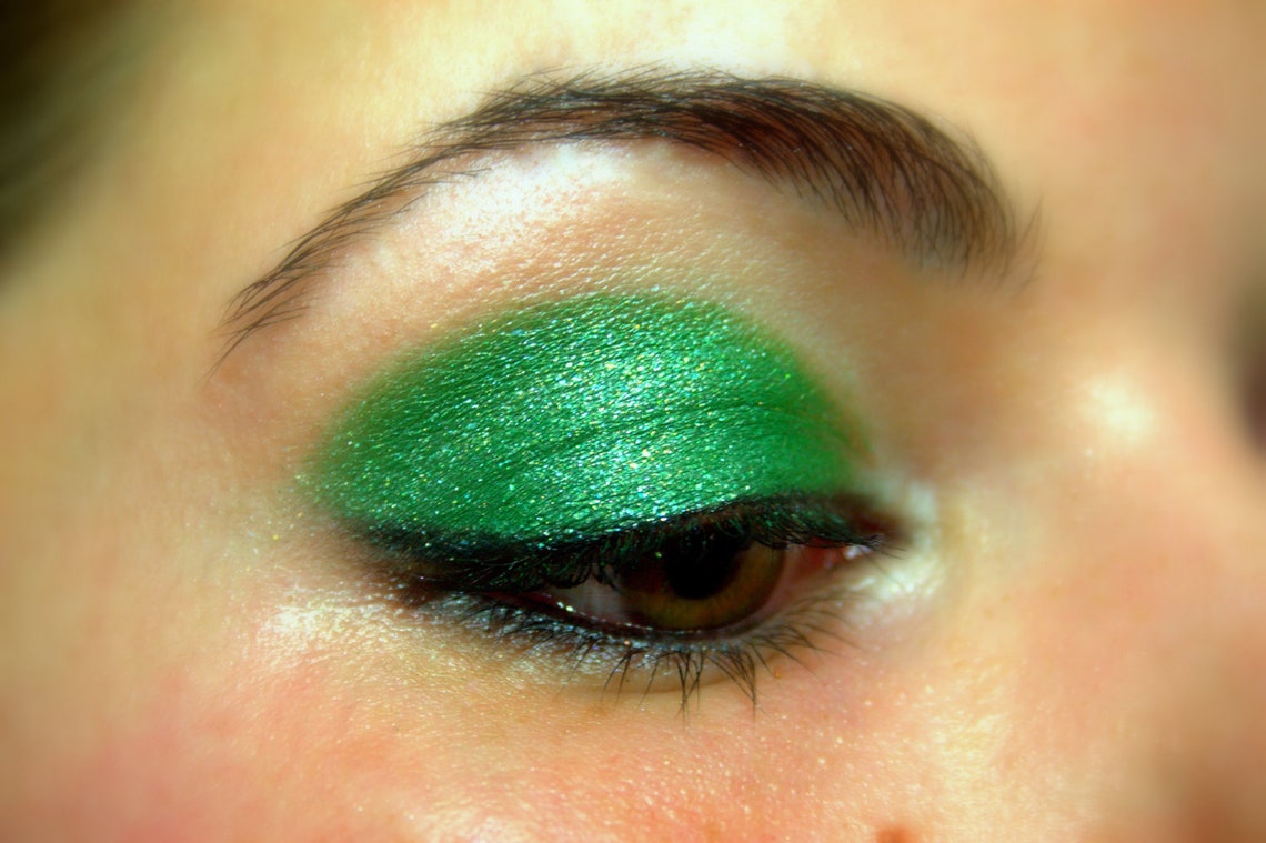 Sparkling Emerald - Green Eye Shadow - Natural - Mineral - Etsy