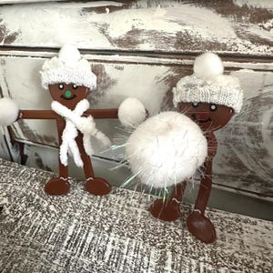 Cold Snap Gingerbread Men Snowball Sled and Bendable Characters ...