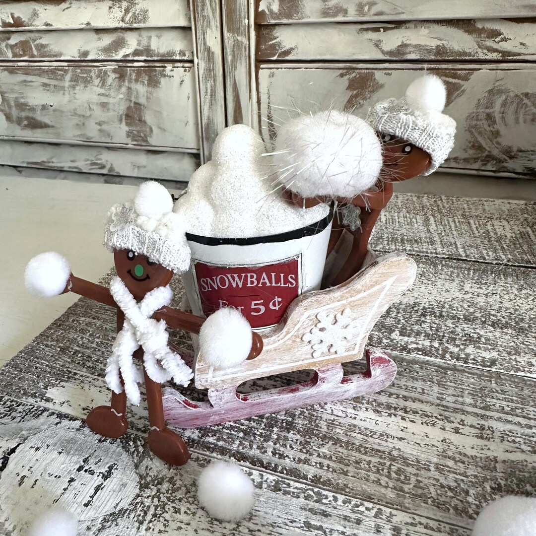 Cold Snap Gingerbread Men Snowball Sled and Bendable Characters ...