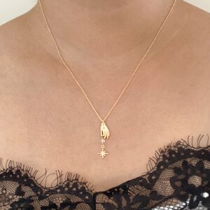 Gold Mudra Hand Necklace, Gyan Mudra Hand Necklace, Dainty Gold Tarot ...