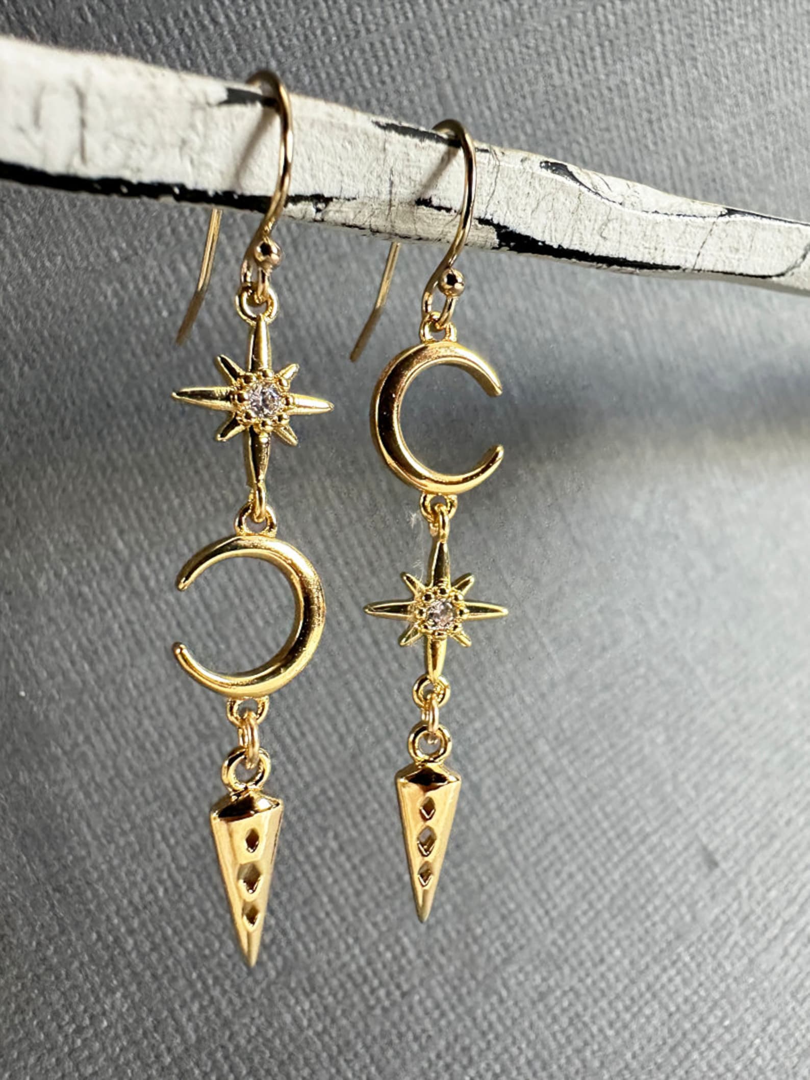 Dainty Gold Moon and Star Earrings, Spike Dangling Earrings, Crescent ...
