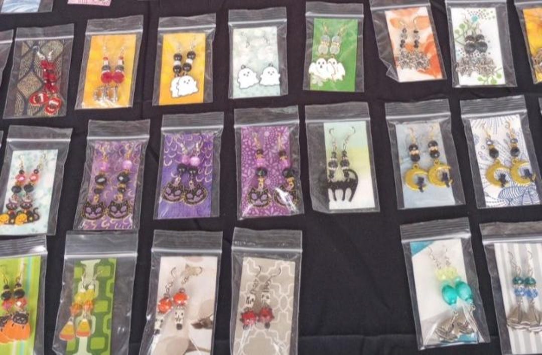 Halloween Wrap Around Beaded Bracelet Earrings Unique Sparkly Handmade ...