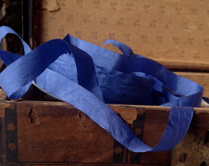 50 Yard Roll of Periwinkle Blue Crinkled Ribbon - Etsy