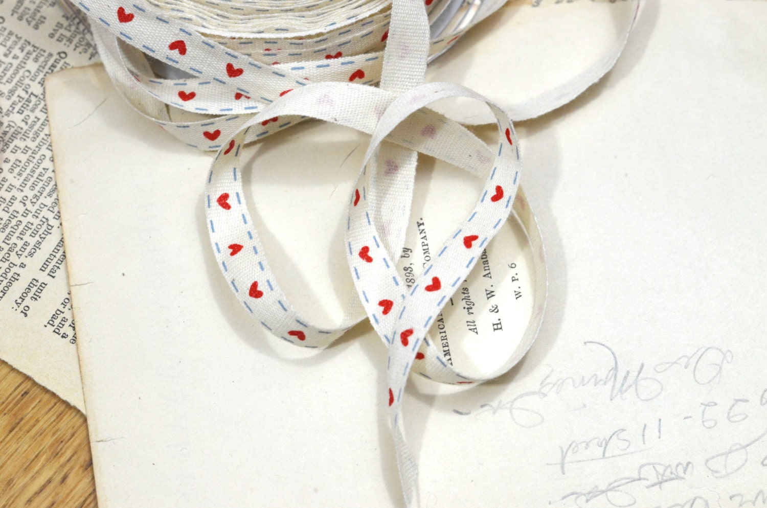 30 Yard Roll of Natural Muslin Printed Ribbon With Hearts and Light ...