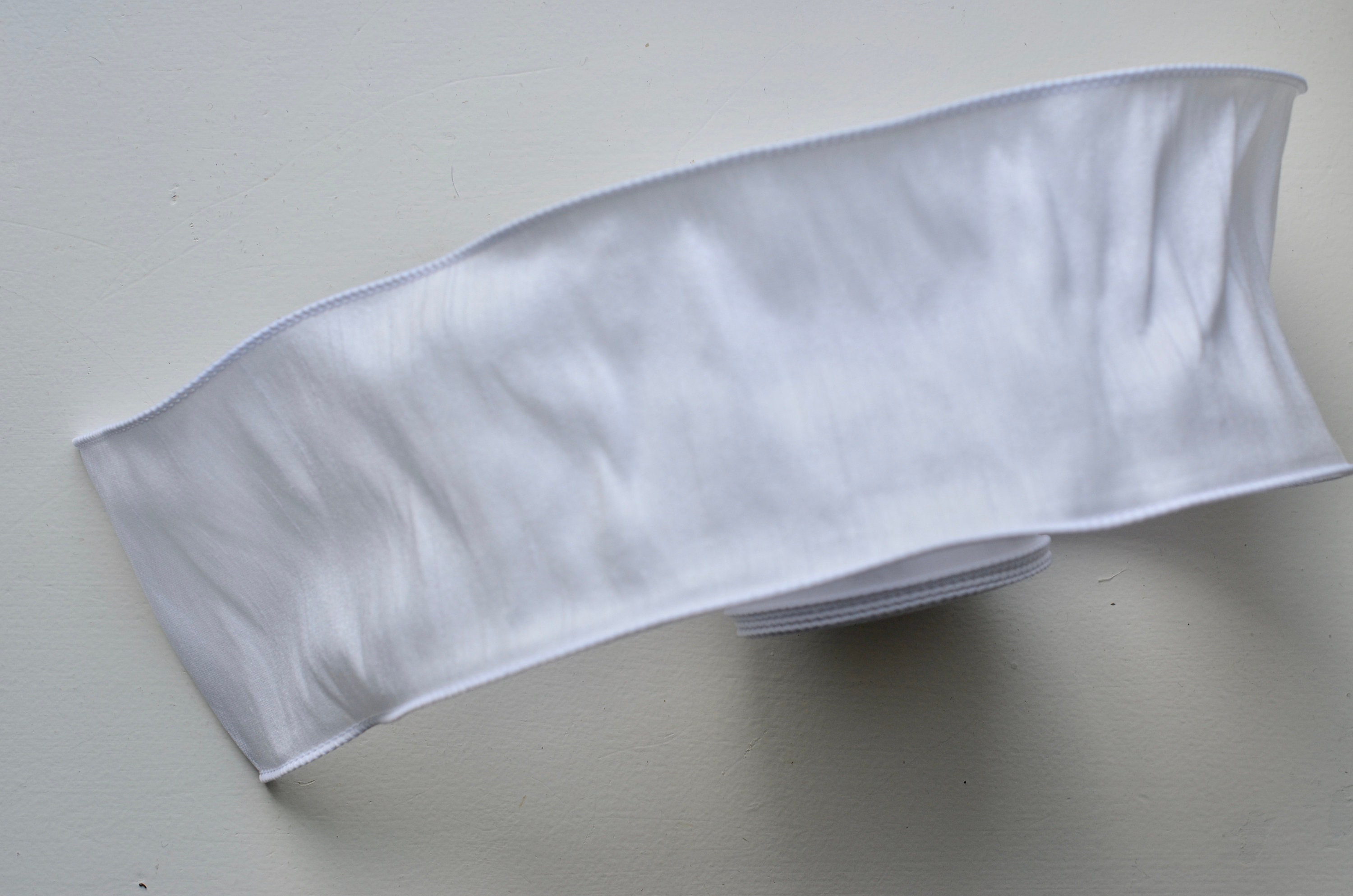 White 2 1/2 or 4 Wide Wired Ribbon - Etsy