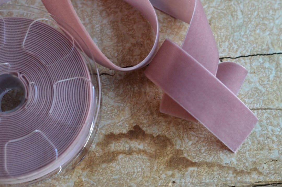 Dusty Rose Mauve 2" Wide Swiss Velvet Ribbon - Etsy