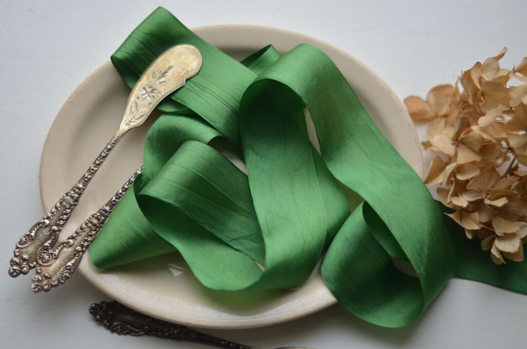 Emerald Green Silk 1.25" Ribbon - Etsy