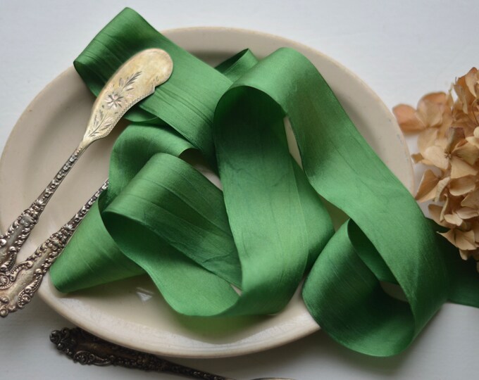Emerald Green Silk 1.25" Ribbon - Etsy