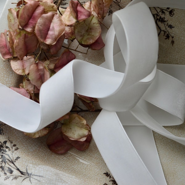 Pearl Ribbon - Etsy