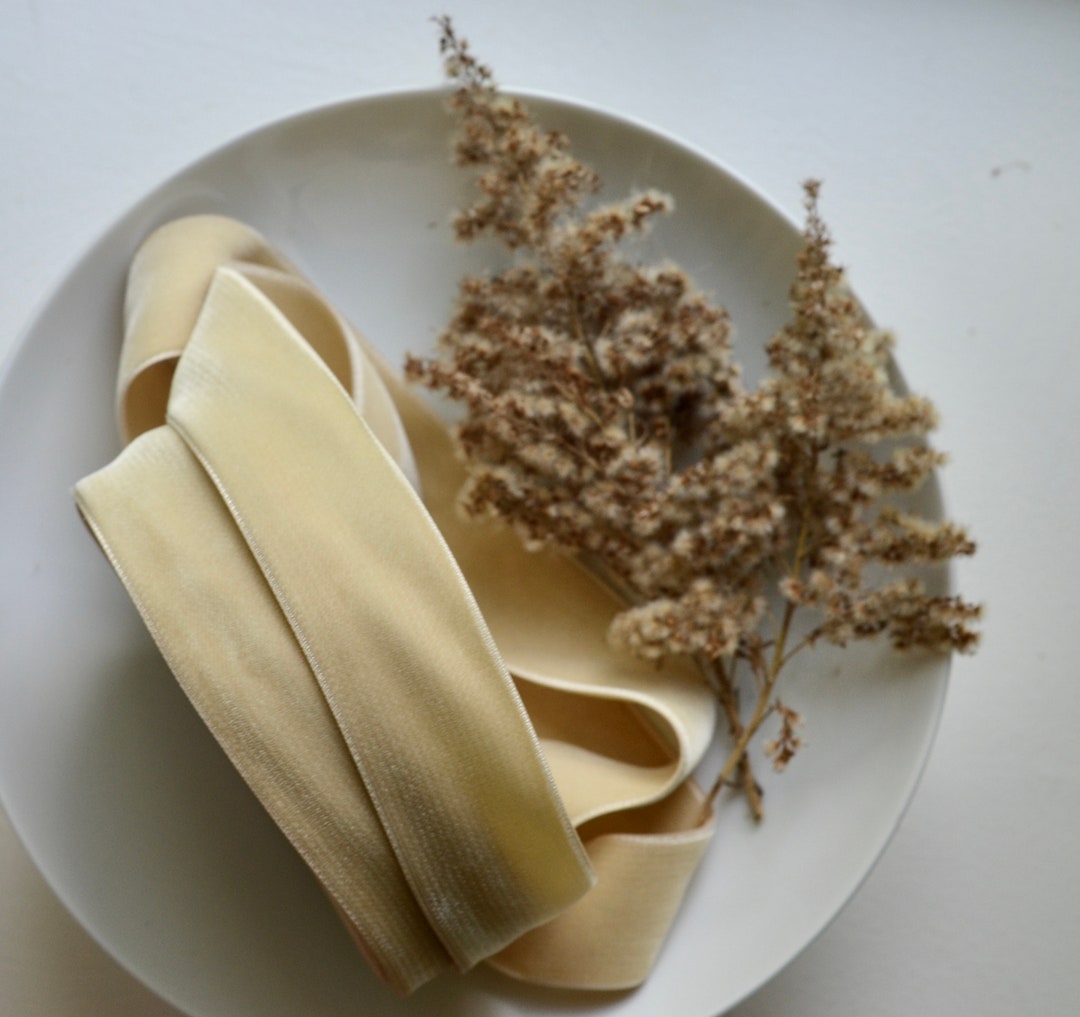 Hepplewhite Ivory Double Sided Japanese 1 1/2" Velvet - Etsy