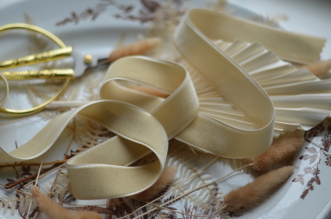 Hepplewhite Ivory 1" Double Sided Japanese Velvet - Etsy