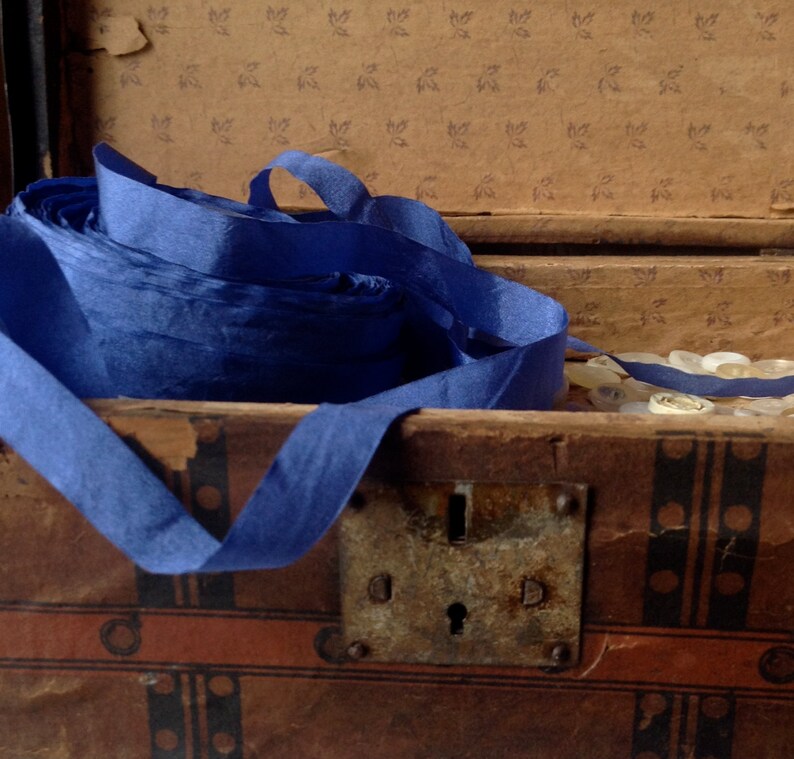 50 yard roll of periwinkle blue crinkled ribbon | Etsy