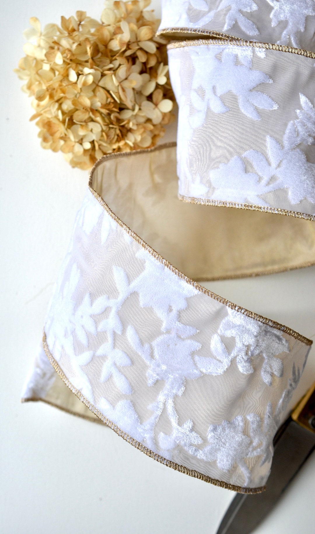 Ivory and White Sheer Flocked Velvet 4" Wired 10 Yard Roll - Etsy