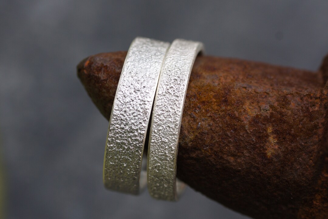 Wedding Ring Set: Rustic Wedding Bands, Matching Rings for Couples ...