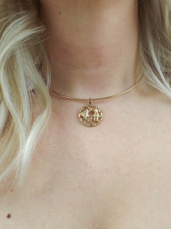 Zodiac sign choker necklace 60 photos - Astrologytoyou.com