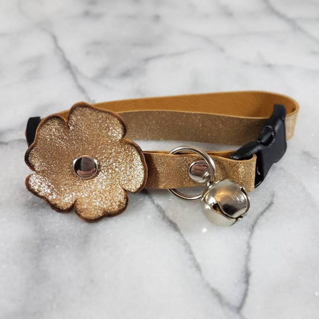 Reclaimed Fancy Leather Flower Cat Collar - Etsy