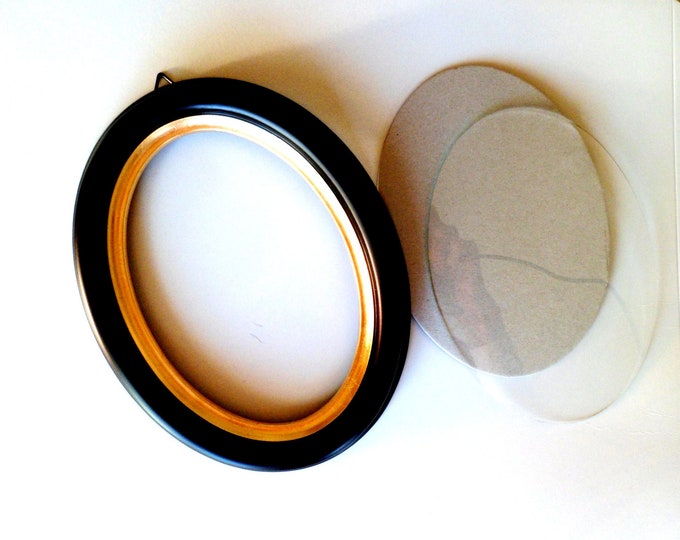 5x7 Black Oval Wood Silhouette Frame - Etsy