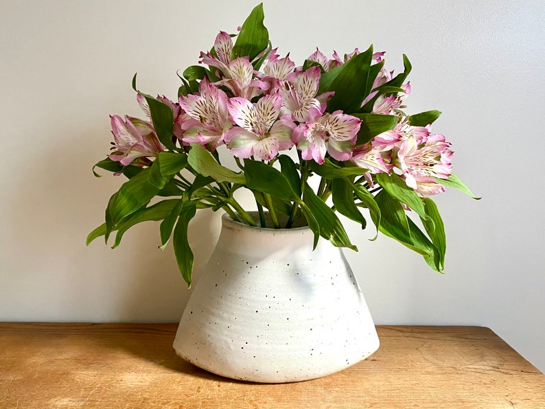 Large White Vase With Triangular Balloon Shape | Etsy