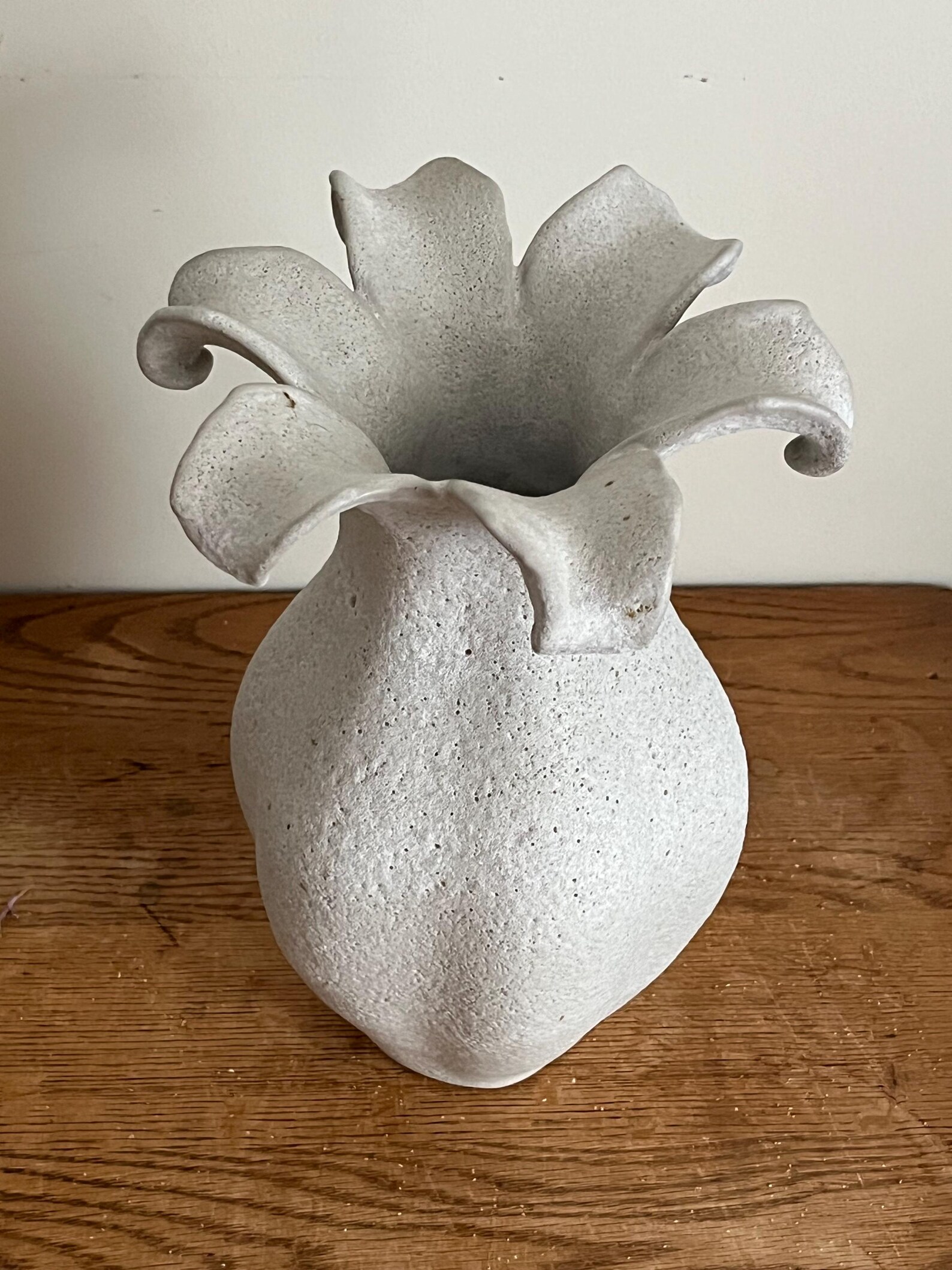 White Textured Curled Vase - Etsy