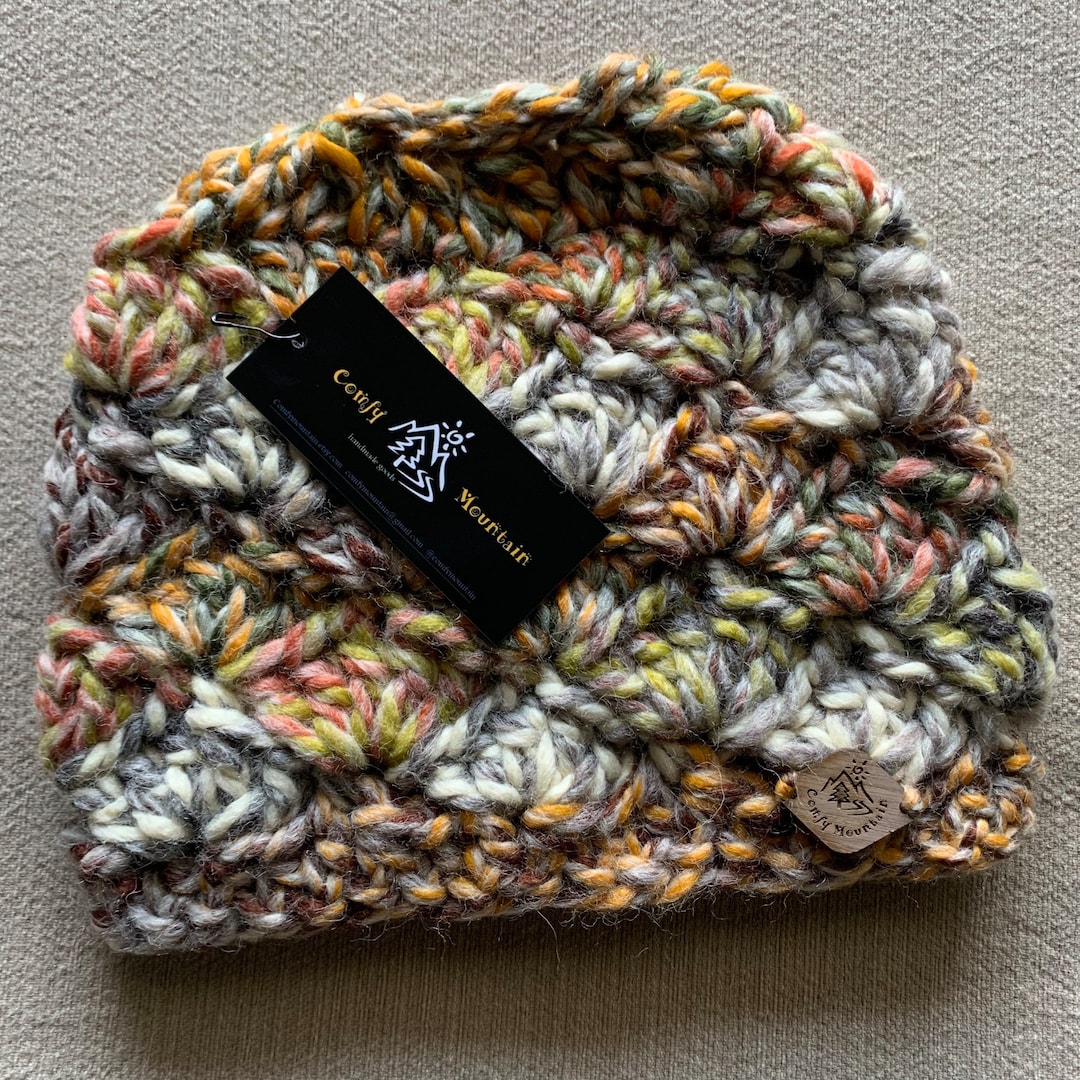 Messy Bun Hat/summit Messy Bun Beanie/comfy Mountain/womens Accessory ...