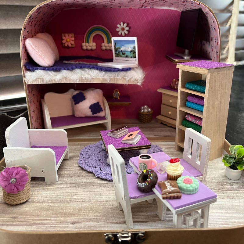 Mini Mouse House Suitcase - Etsy