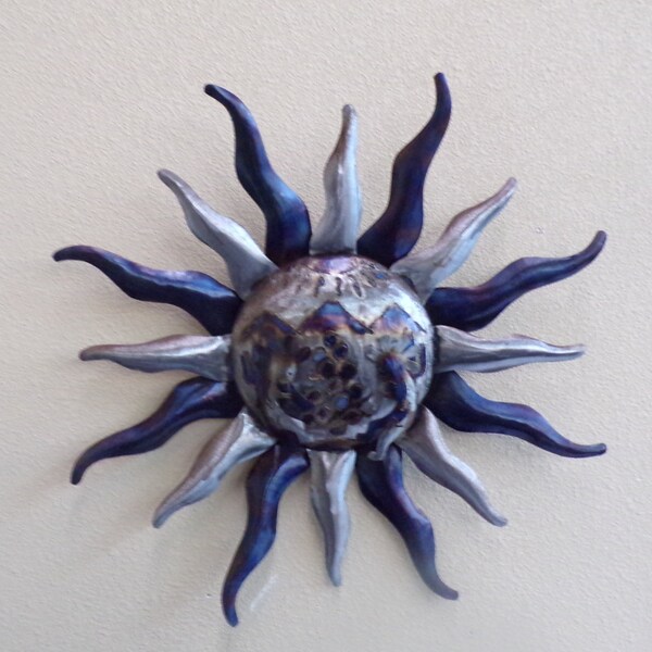 Large Metal Sun - Etsy