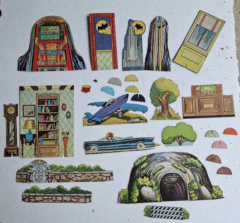 1966 BATMAN Activity Box Whitman Batman & Robin TV Show Punchouts ...