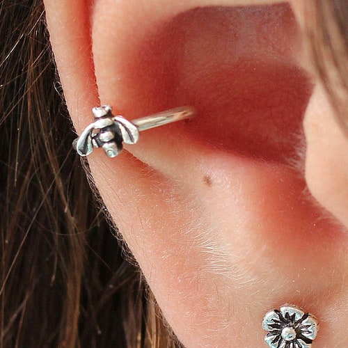 Tiny Bee Conch Hoop Gold Conch Ring Bee Cartilage Earring - Etsy