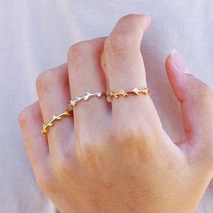 Leaf Nature Ring, Dainty Gold Ring, Minimalist Ring - Etsy