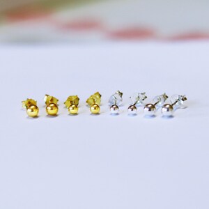 3mm Stud Earrings, Cartilage Piercing, Tri Ball Minimalist Stud ...