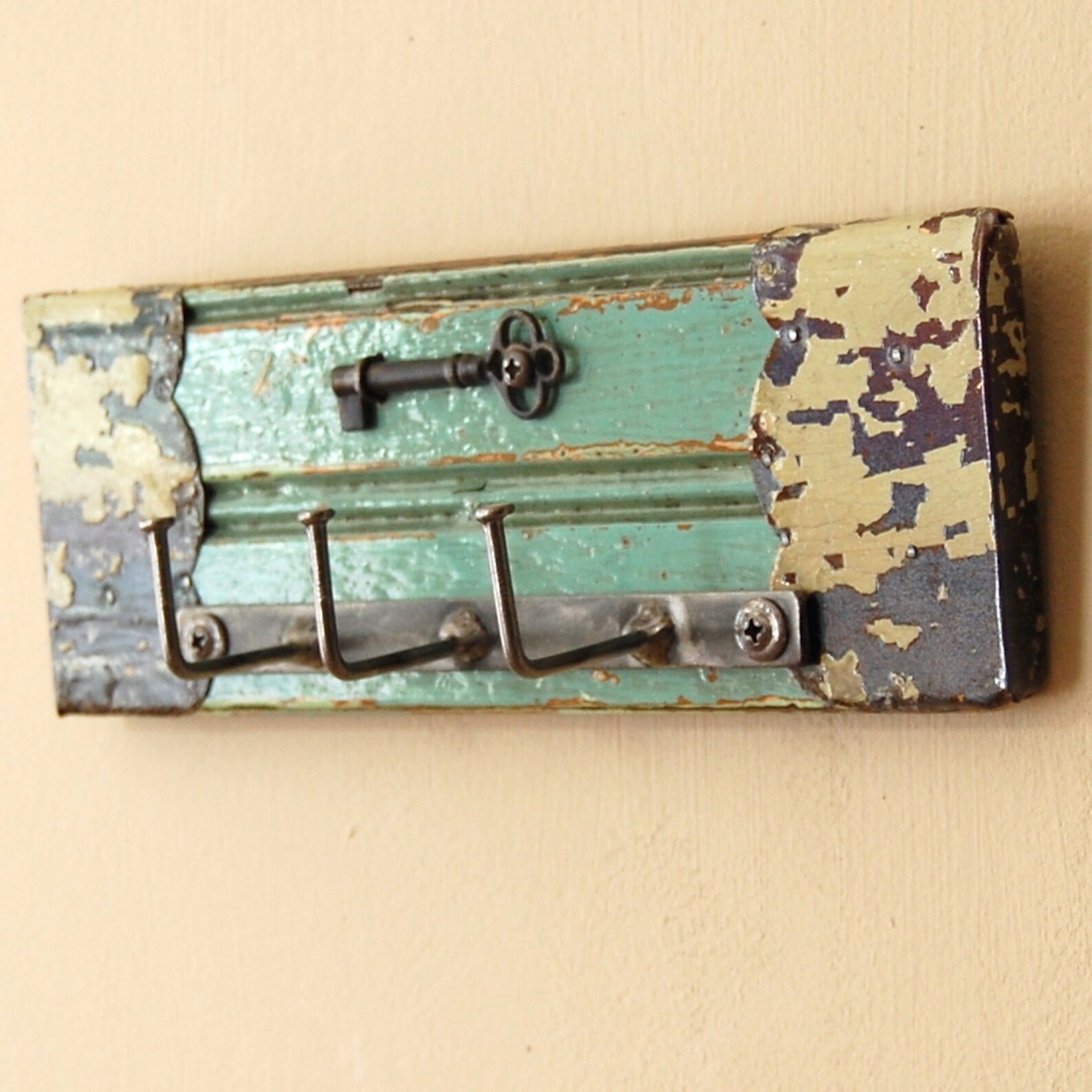 Wall Key Holder With Real Skeleton Key - Key Ring Hanger, Key Rack, Key ...