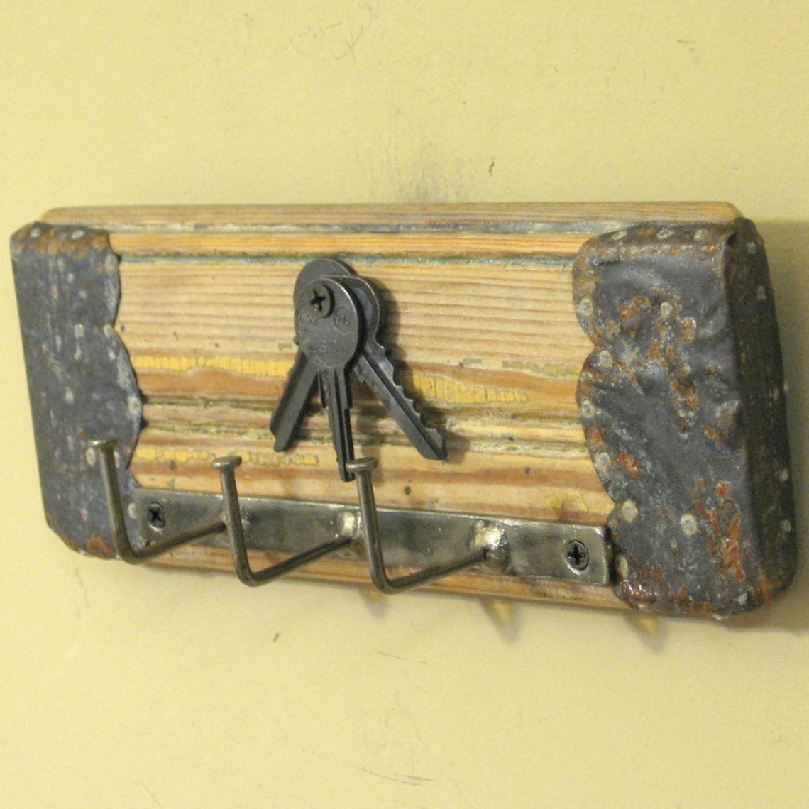 Shabby Chic Wall Key Holder With Three Upcycled Vintage Keys - Key Rack ...